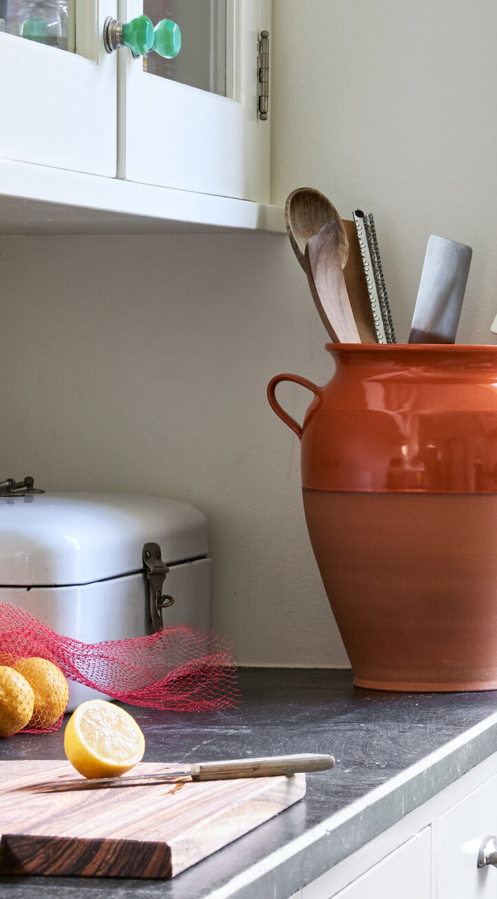 New York Stoneware: Authentic Hand-Thrown Pottery & Artisanal Ceramics