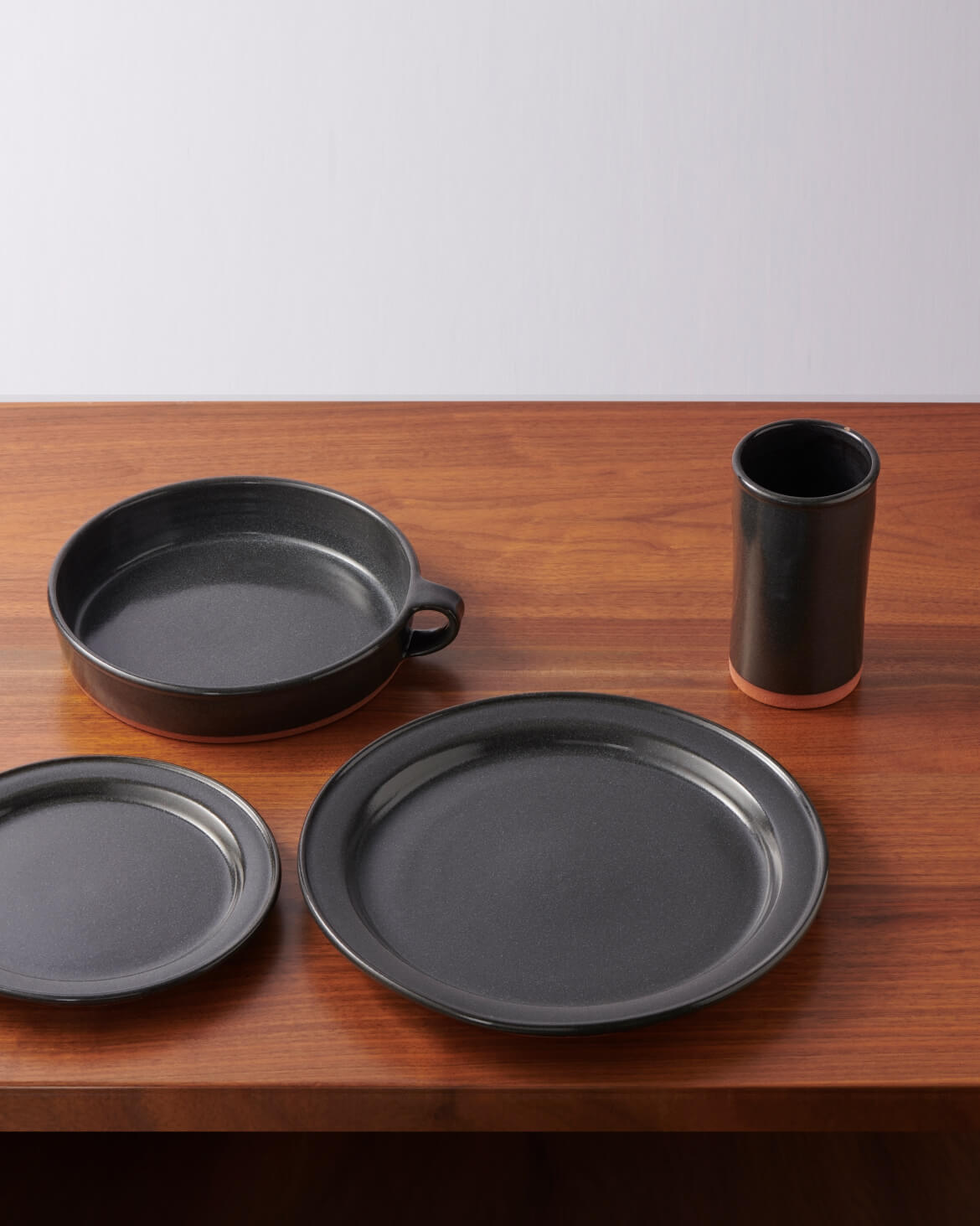 Dinner Set 1 – New York Stoneware